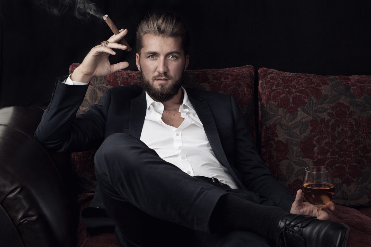 Auténticos puros cubanos y accesorios Inicio - Casa Del Puro